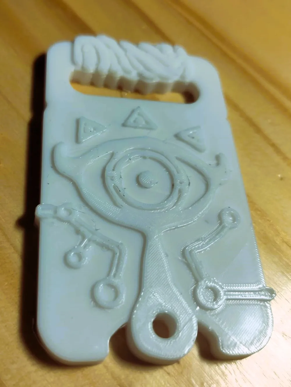 Sheikah Slate 3D Keychain by Simple project MakerWorld: Download Free ...