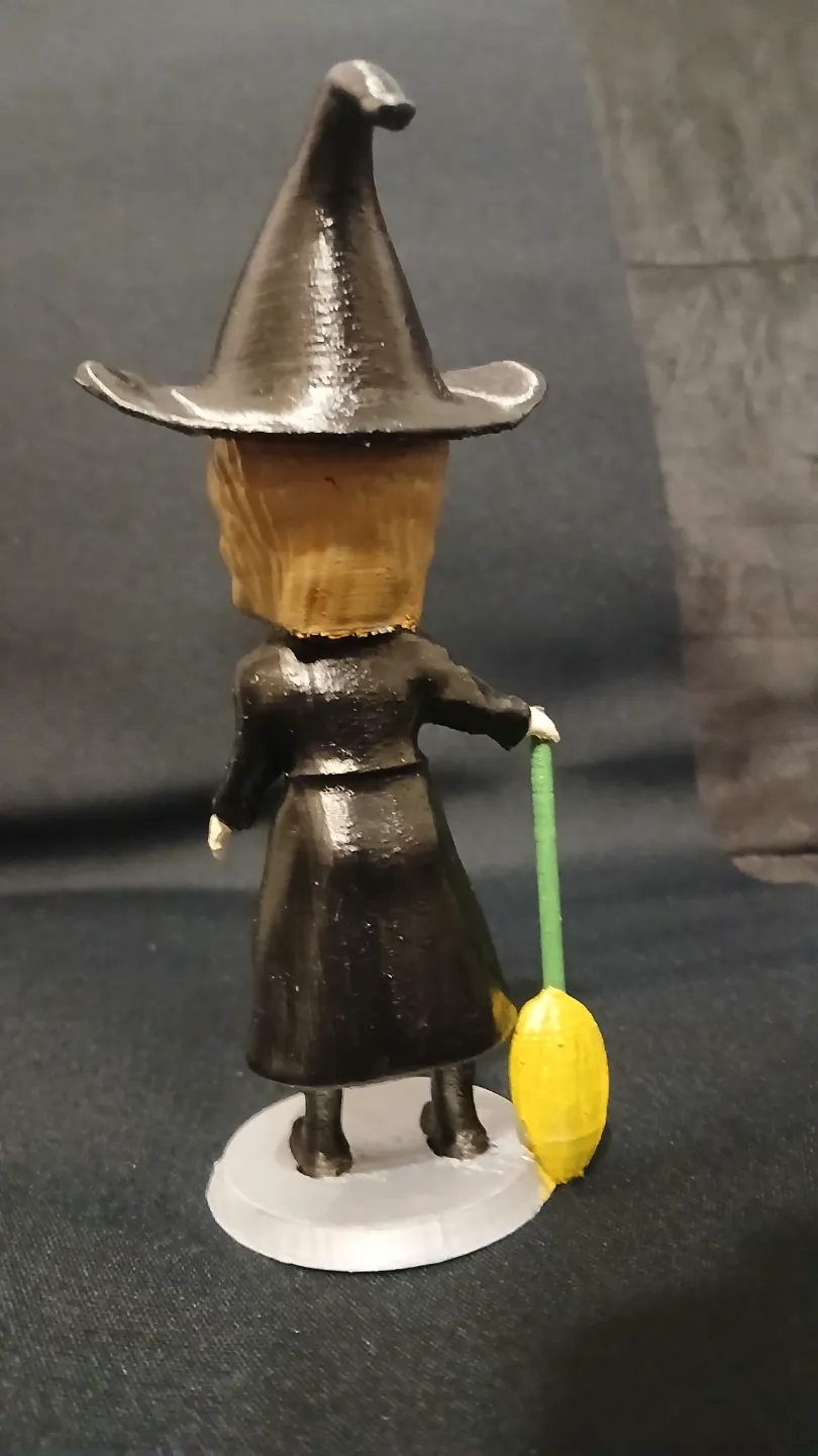 Little witch by Ruben Gutierrez - MakerWorld