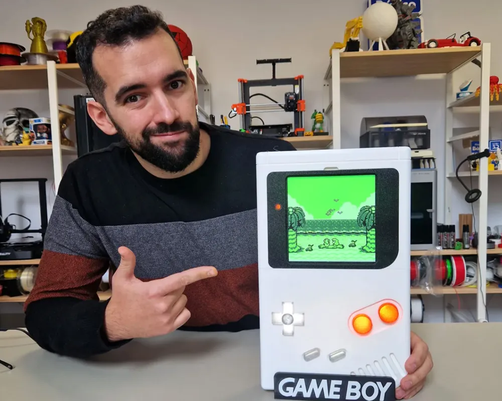 Lámpara Gameboy by Control3D - MakerWorld