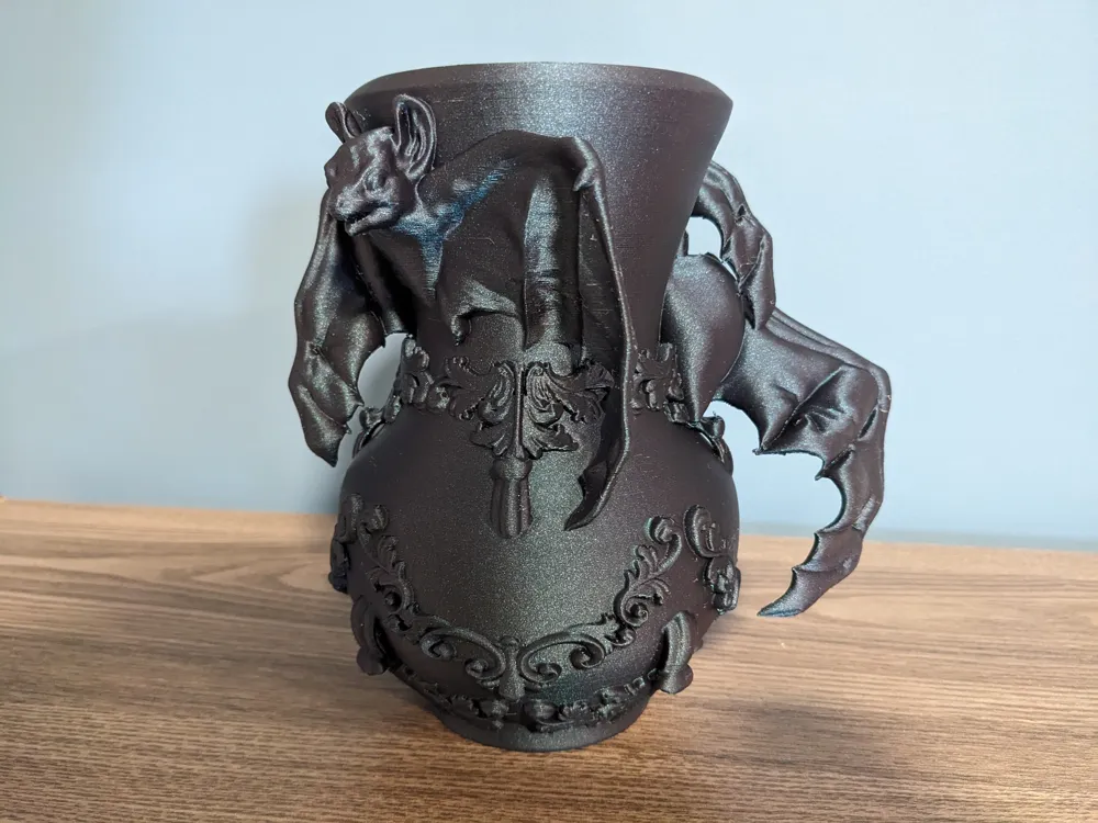 Count Dracula's Vase - Gothic Vampire Bat Vase by pcwzrd13 MakerWorld ...