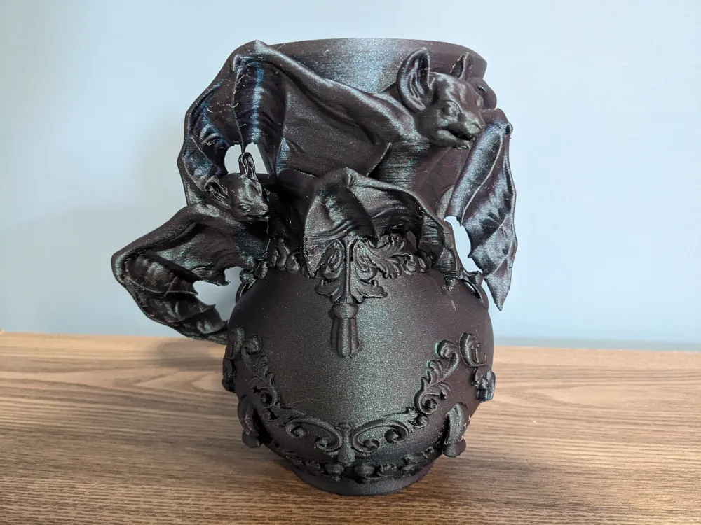 Count Dracula's Vase - Gothic Vampire Bat Vase by pcwzrd13 MakerWorld ...