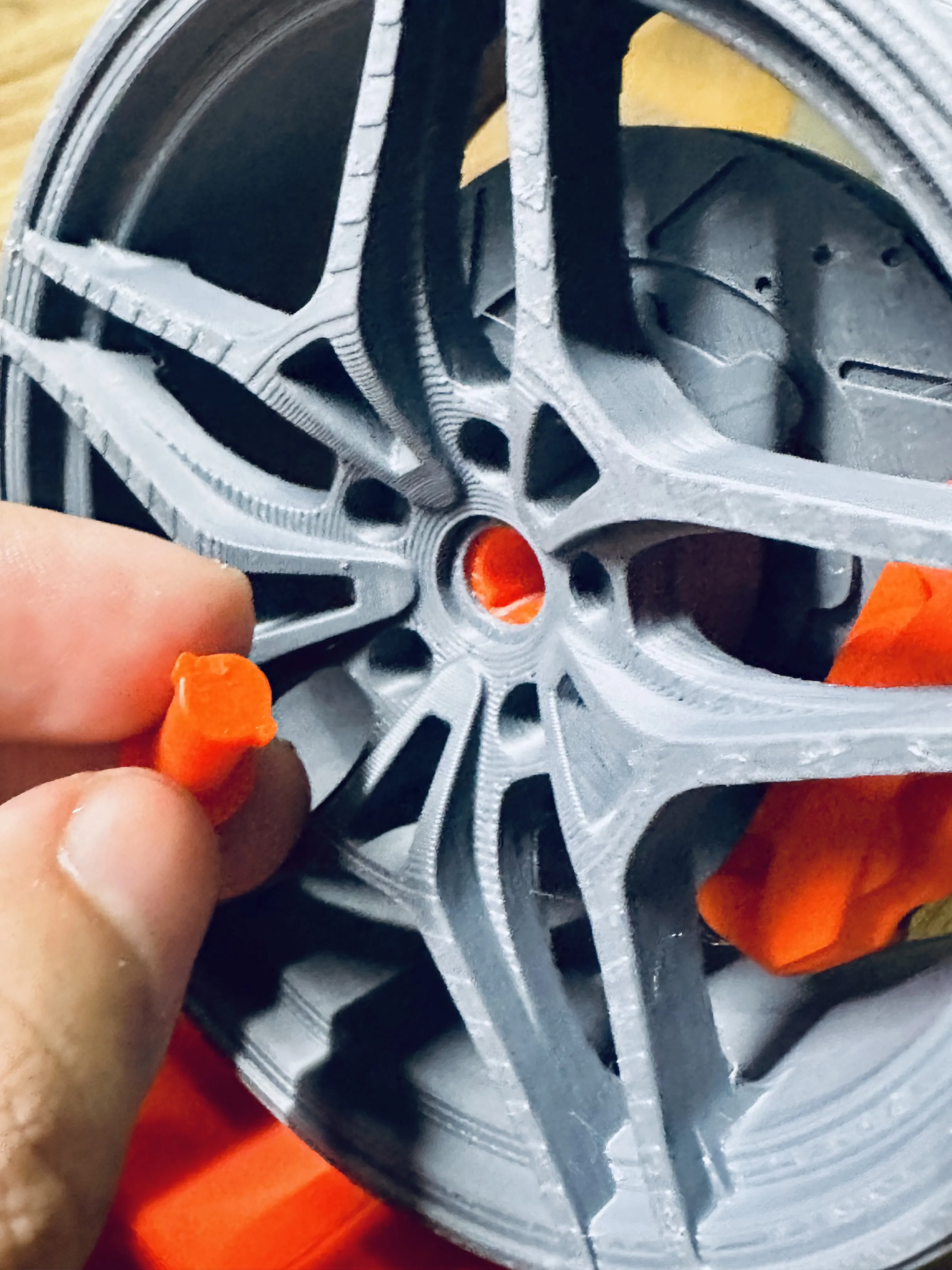 Desktop Wheel Hub Decoration - Free 3D Print Model - MakerWorld
