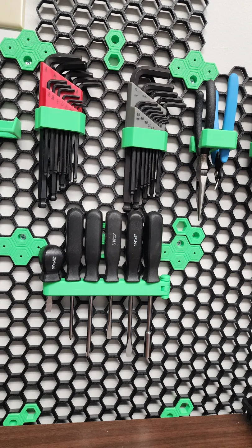 HSW Hinged Screwdriver Mount by Cliffythemaker MakerWorld: Download ...