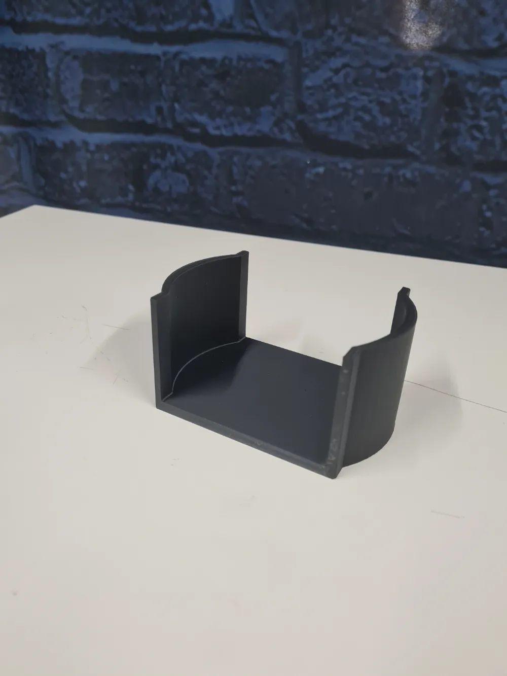 Round Coaster with holder for 9 pieces - Free 3D Print Model - MakerWorld
