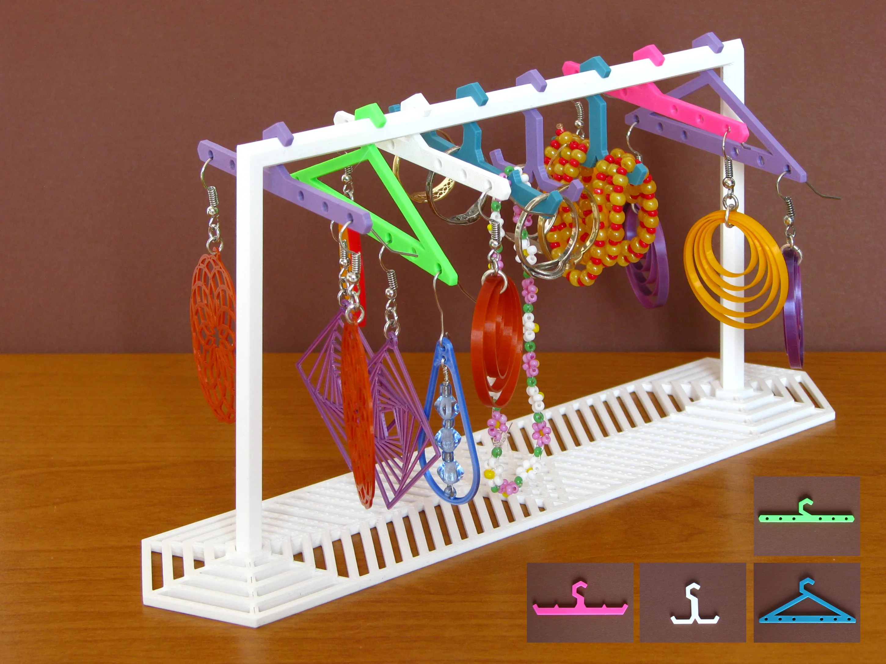 Earring stands - 6 variants by 3D-decor.cz MakerWorld: Download Free 3D ...