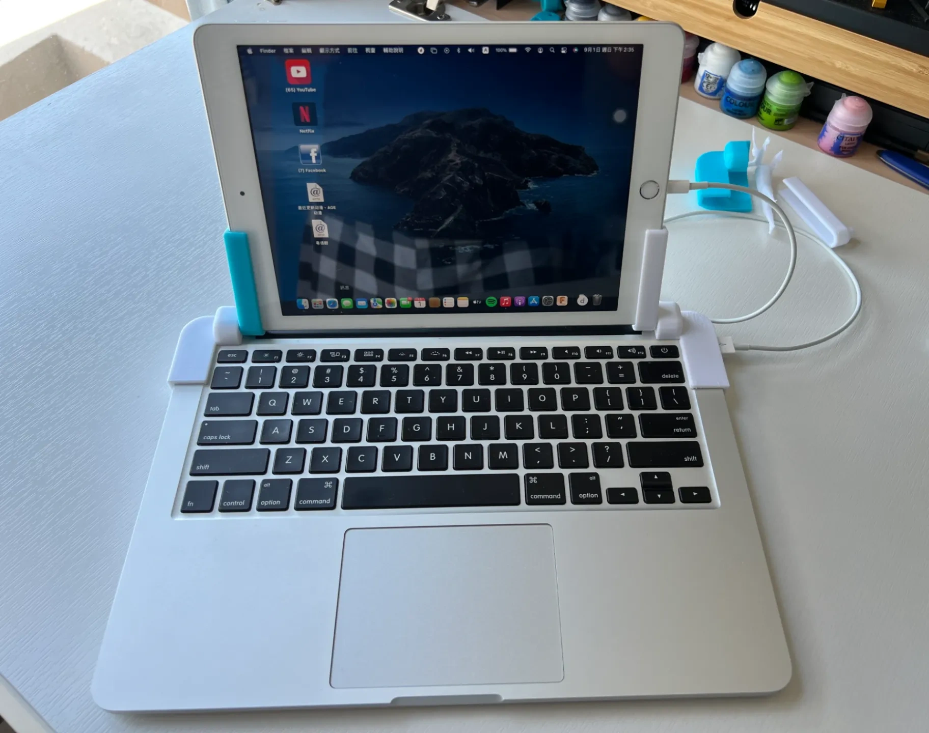 Half Macbook iPad stand(無頭Macbook 外接 iPad 屏幕支架) by Koalayvon - MakerWorld