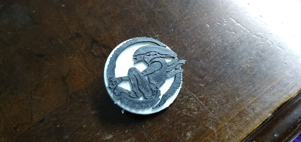 Xenomorph Badge by Hot_Dog_Head- - MakerWorld