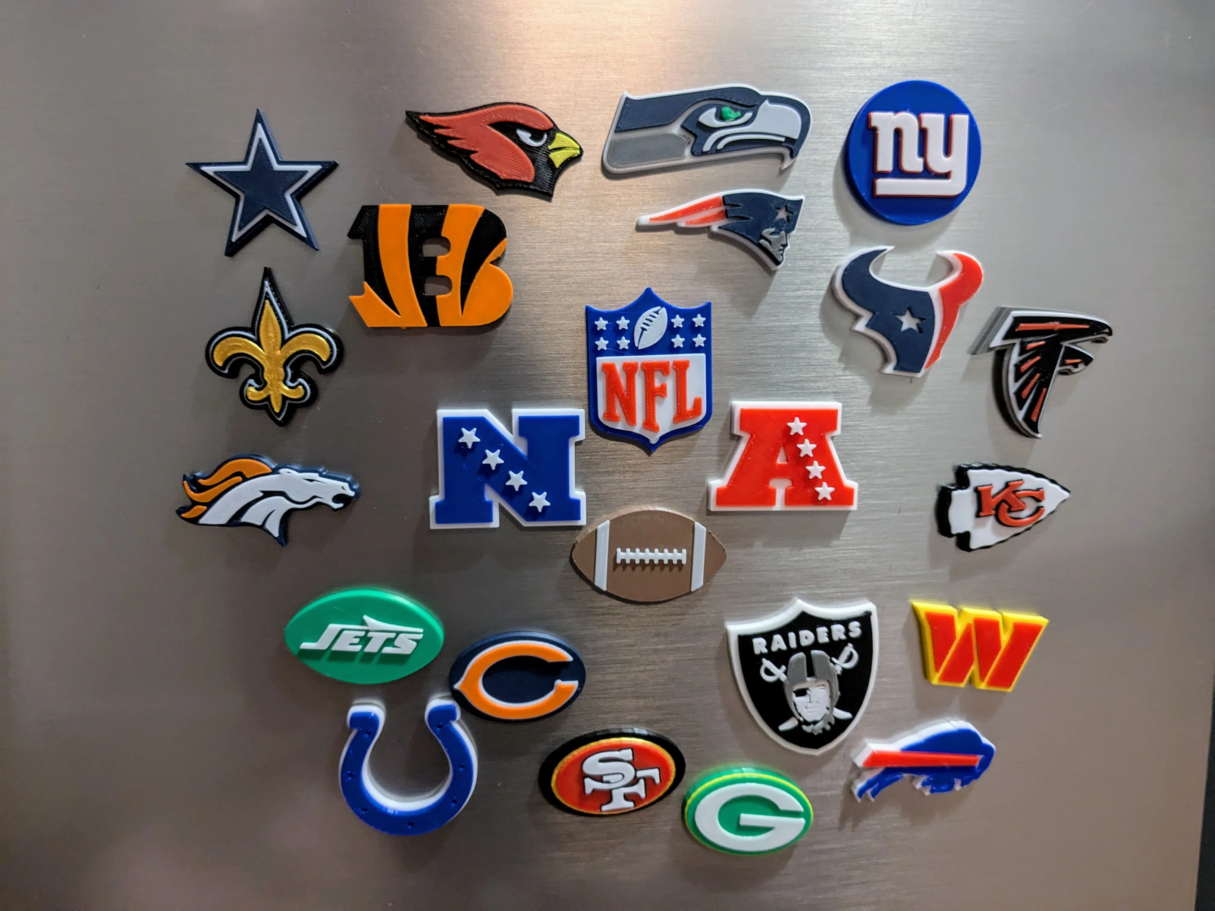 Denver Broncos - Embossed Fridge Magnet - Free 3D Print Model - MakerWorld