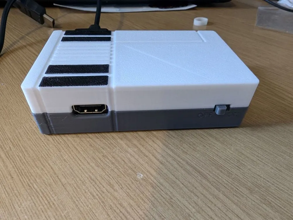 PicoNES Case by DynaMight MakerWorld: Download Free 3D Models