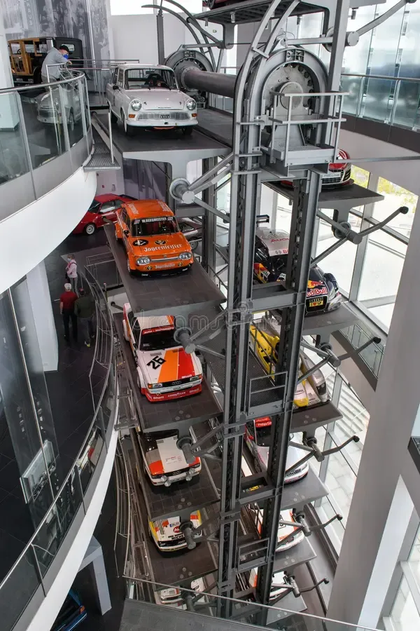 Elevator diecast display by bean_inc_usa - MakerWorld