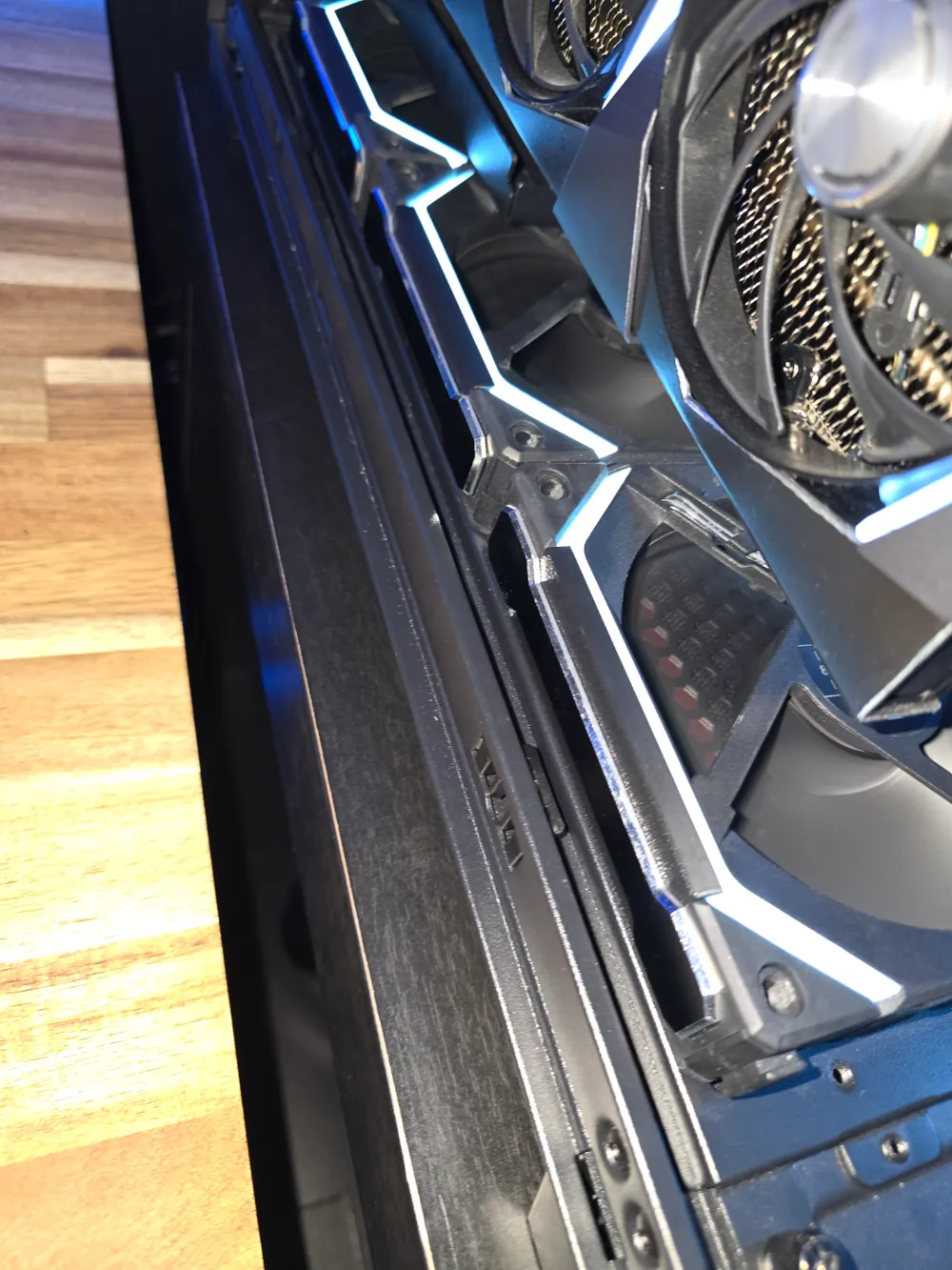 Lian Li SL120 Uni Fan RGB light Shroud by Silv3rF0x - MakerWorld