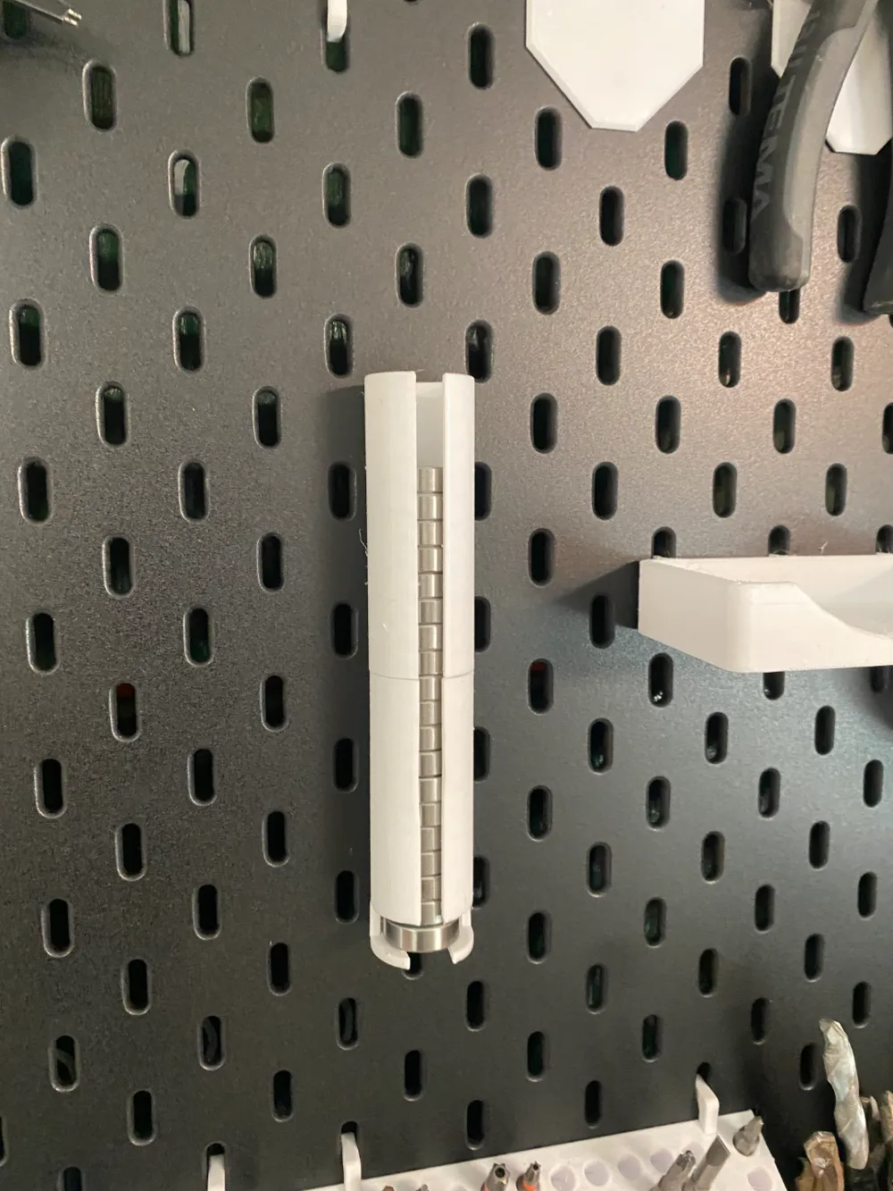 Skadis bearing holder by eddanbov - MakerWorld