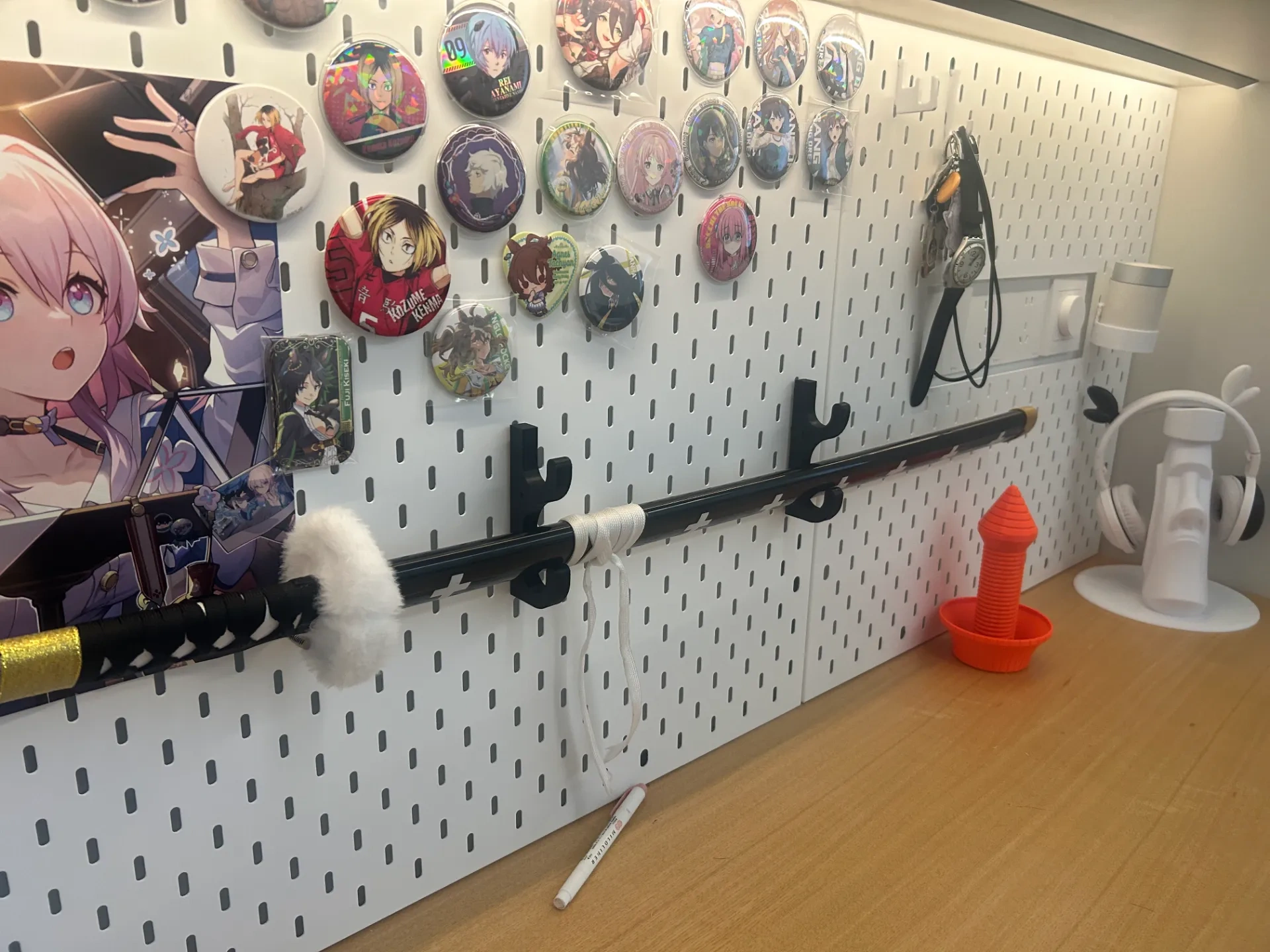 Pegboard Knife Stand; Samurai Sword Remixed by louislou - MakerWorld
