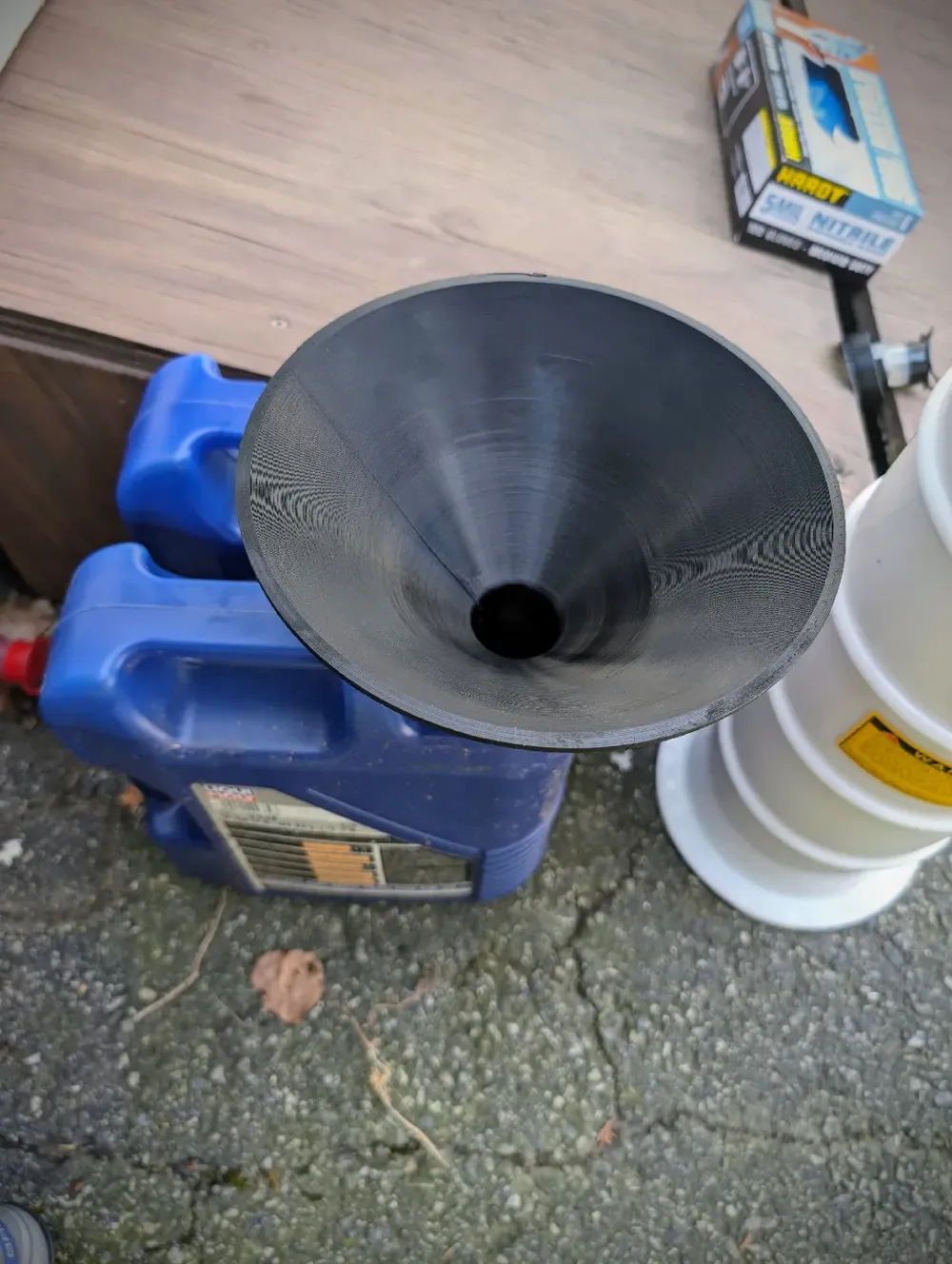 Funnel for filling waste oil into 4L and 5L jugs by MoarInfill - MakerWorld