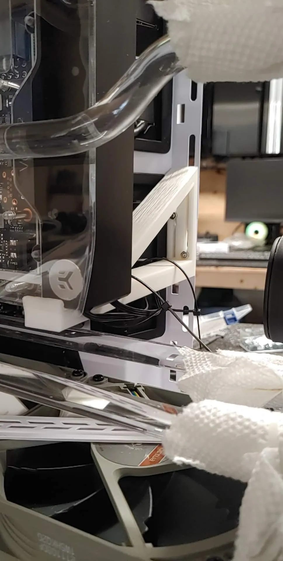 Gpu bracket by Keating Computers - MakerWorld