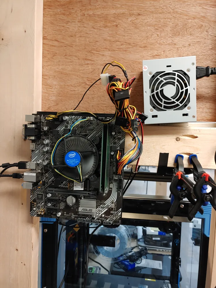 Slat Mount For Matx Motherboards by Keating Computers - MakerWorld