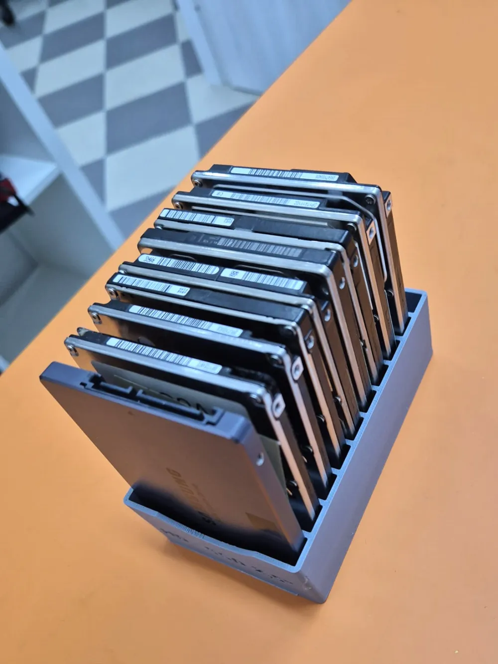 Hard Disk 2,5" SSD Holder by user_1970707758 MakerWorld: Download Free ...