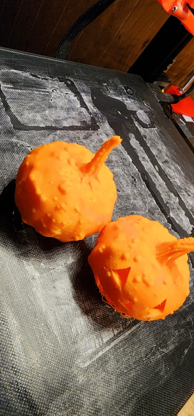 Walter the warty pumpkin by Wallace3D - MakerWorld