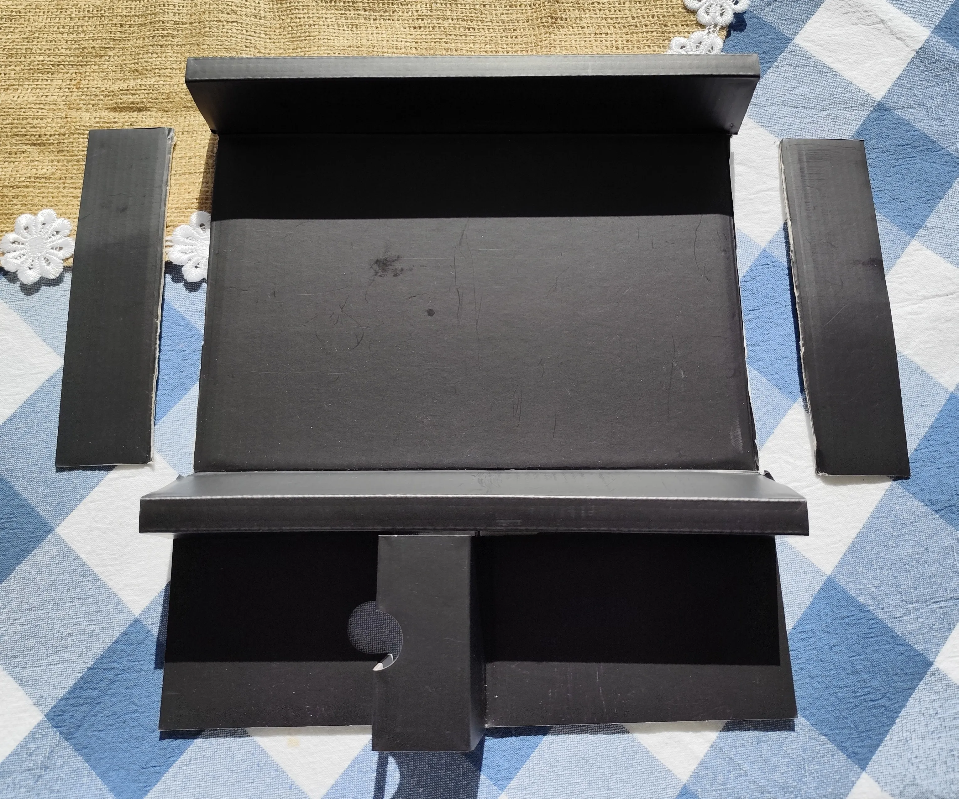 Horrified INSERT - Free 3D Print Model - MakerWorld