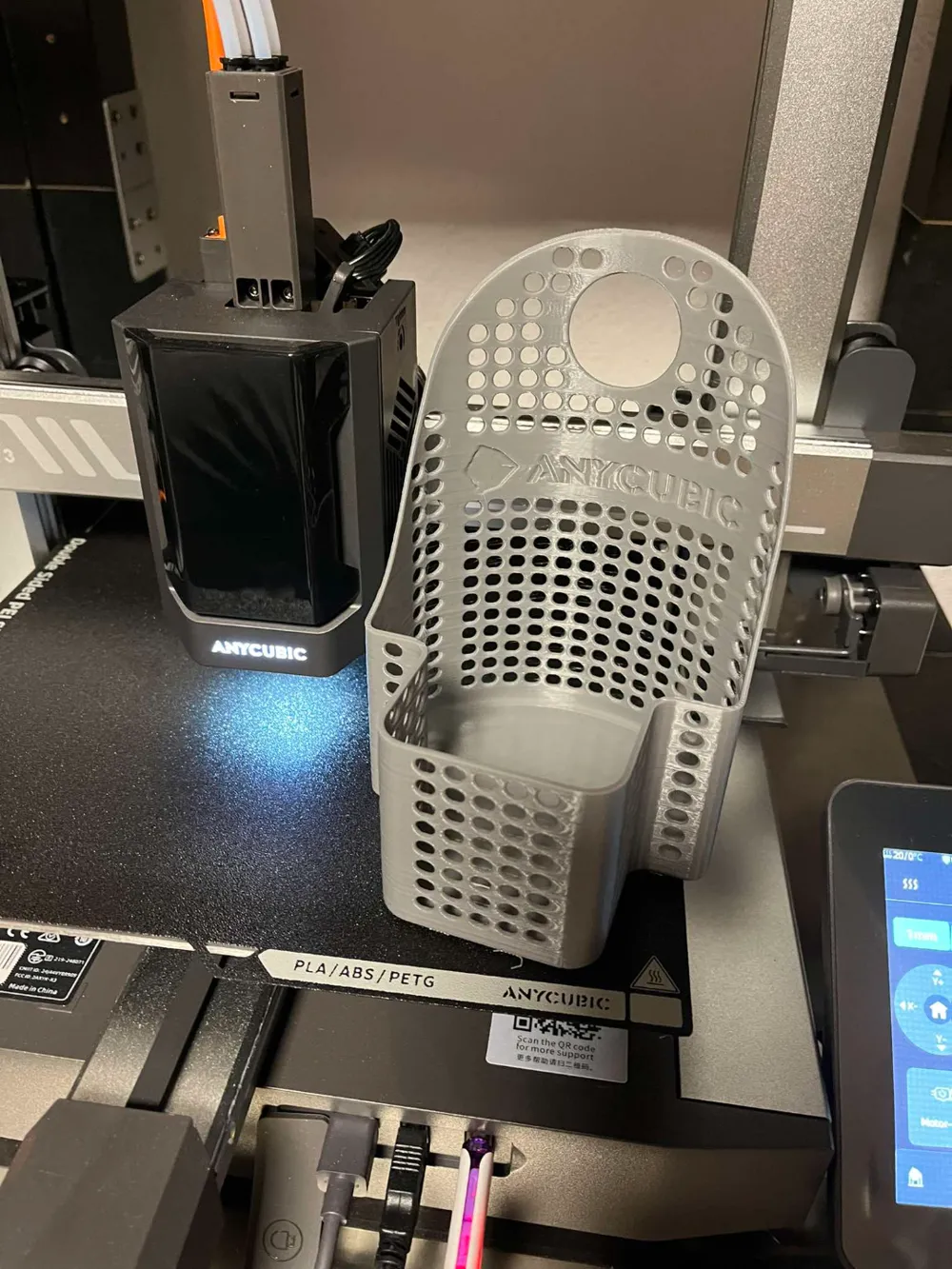 Anycubic Kobra 3 Poop Catcher Bin - Free 3D Print Model - MakerWorld