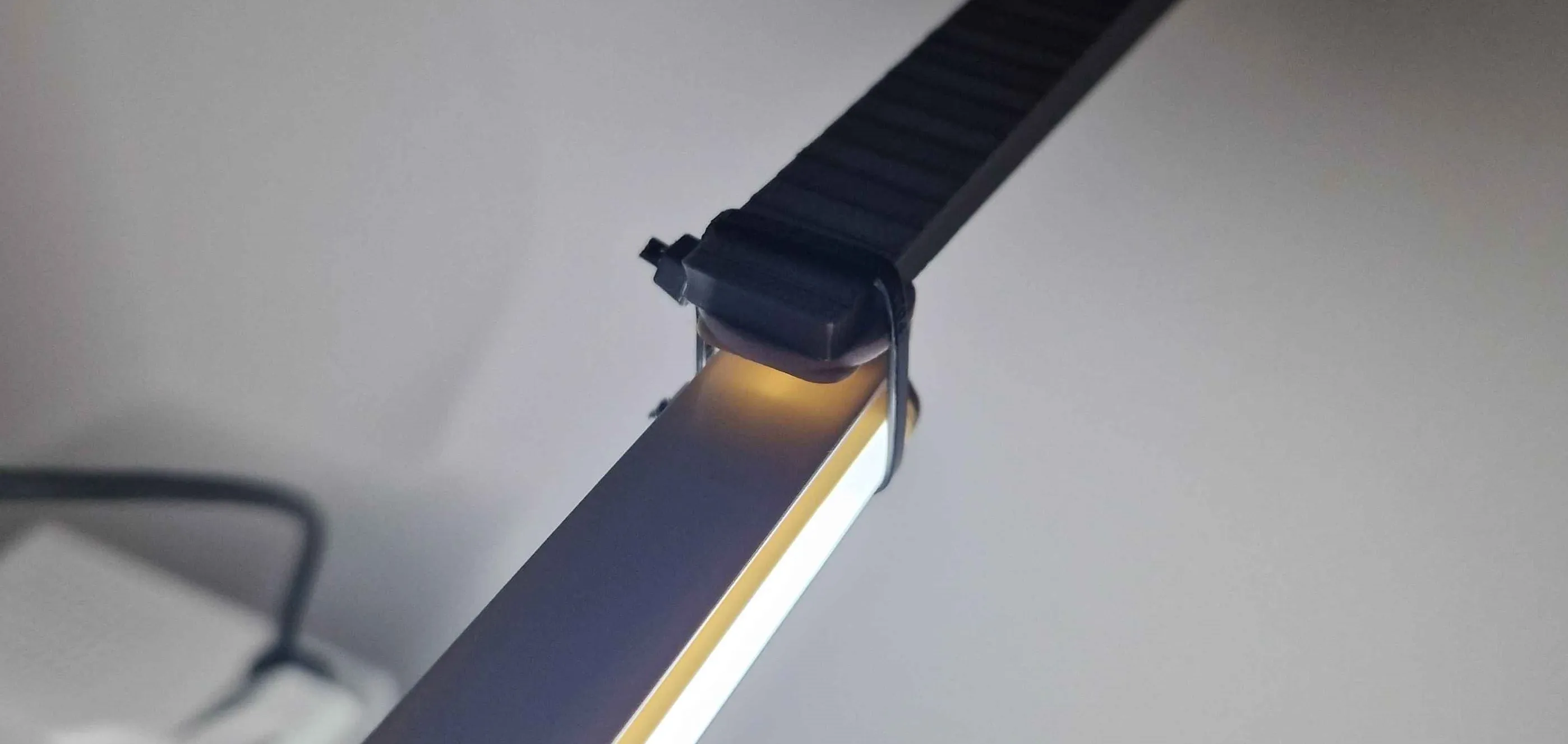 Bambu Lab A1 LED light bar (V1) by SPosavec - MakerWorld