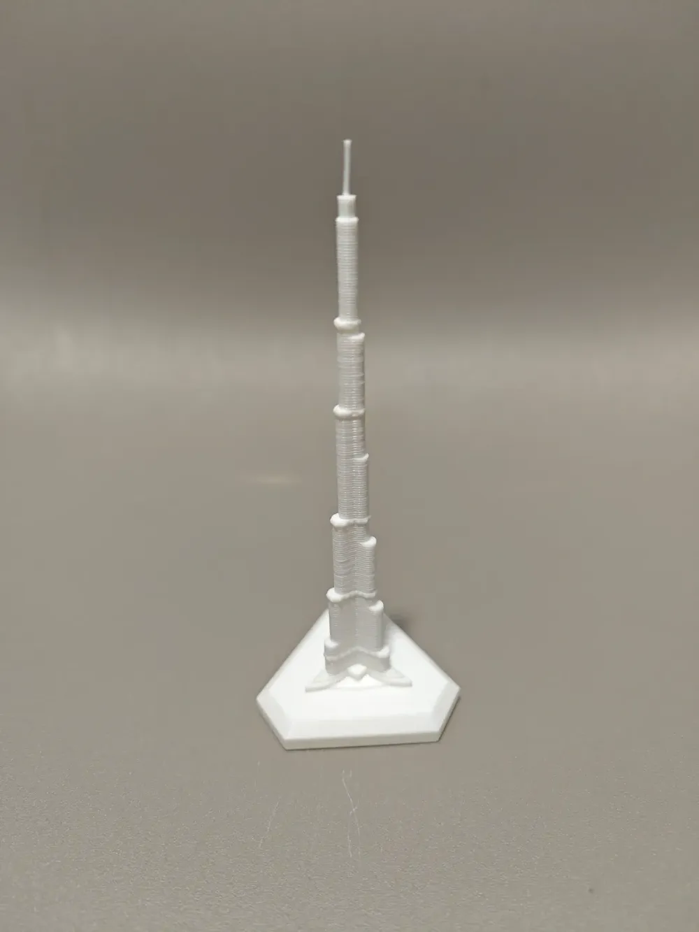 Burj Khalifa (Dubai Tower) by EricGG - MakerWorld