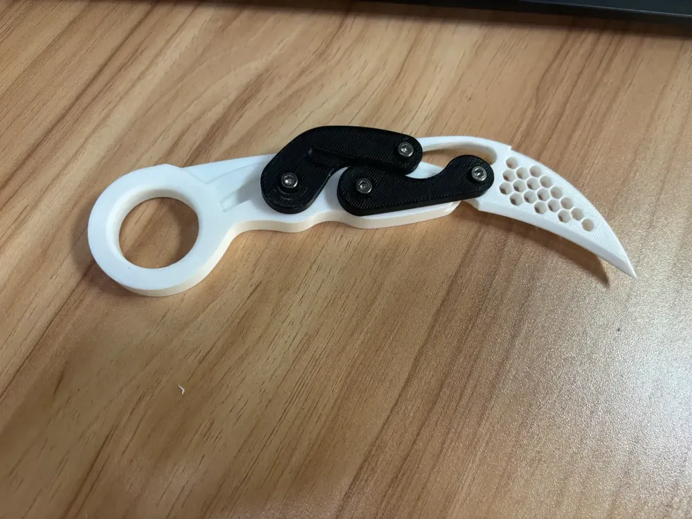 Cyberpunk Retractable Eagle Claw Knife by Da Vinci - MakerWorld