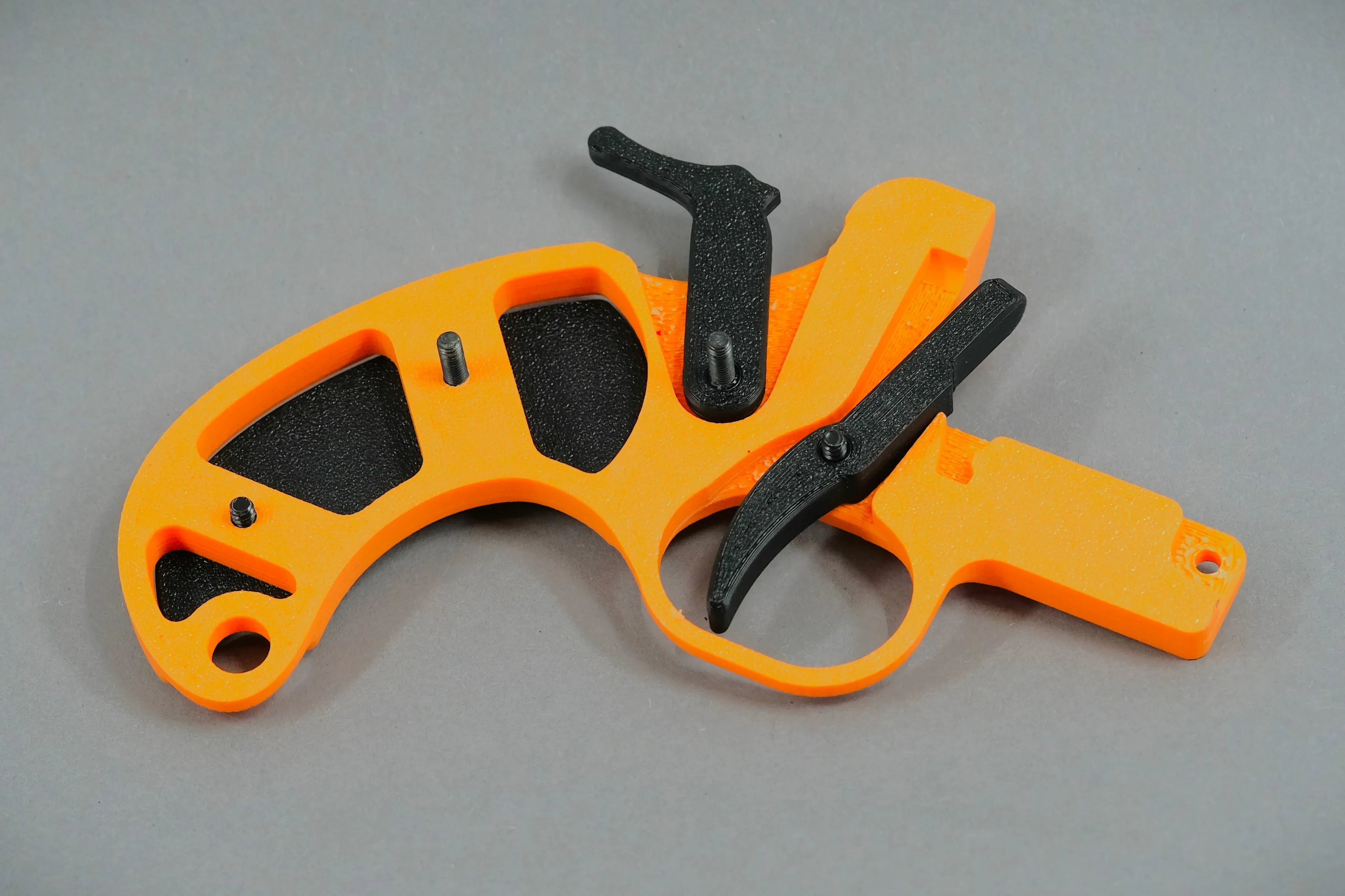 Clipper Flare Gun by Sakul MakerWorld: Download Free 3D Models