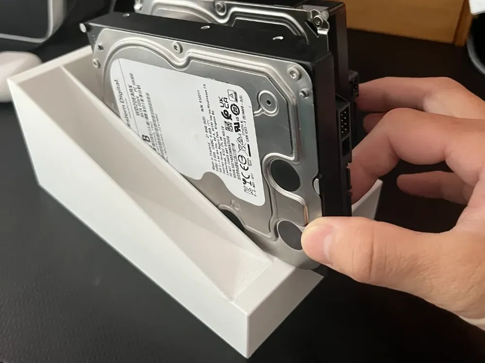 3.5 Inch Hard Drive Storage Box by SandmanJason - MakerWorld