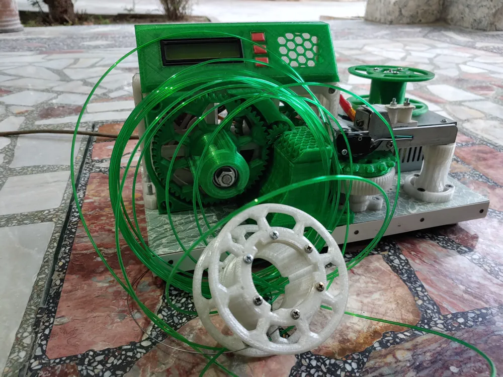 RECYCLADOR DE FILAMENTO PET MEJORADO Y VERSIÓN COMPLETA por Shoaib Khan ...