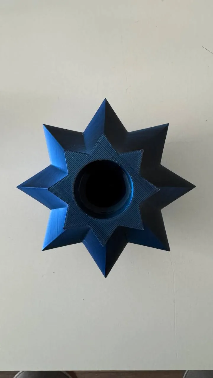 Modern Wave Vase by marcobarat - MakerWorld