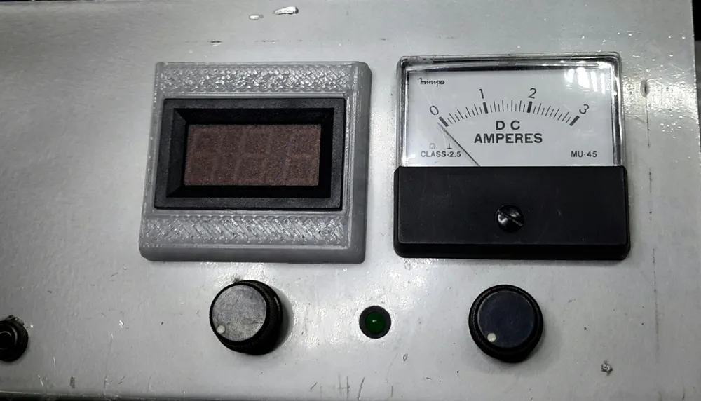 LED VOLTMETER FRAME retro look for Analogue meter by Isak - MakerWorld