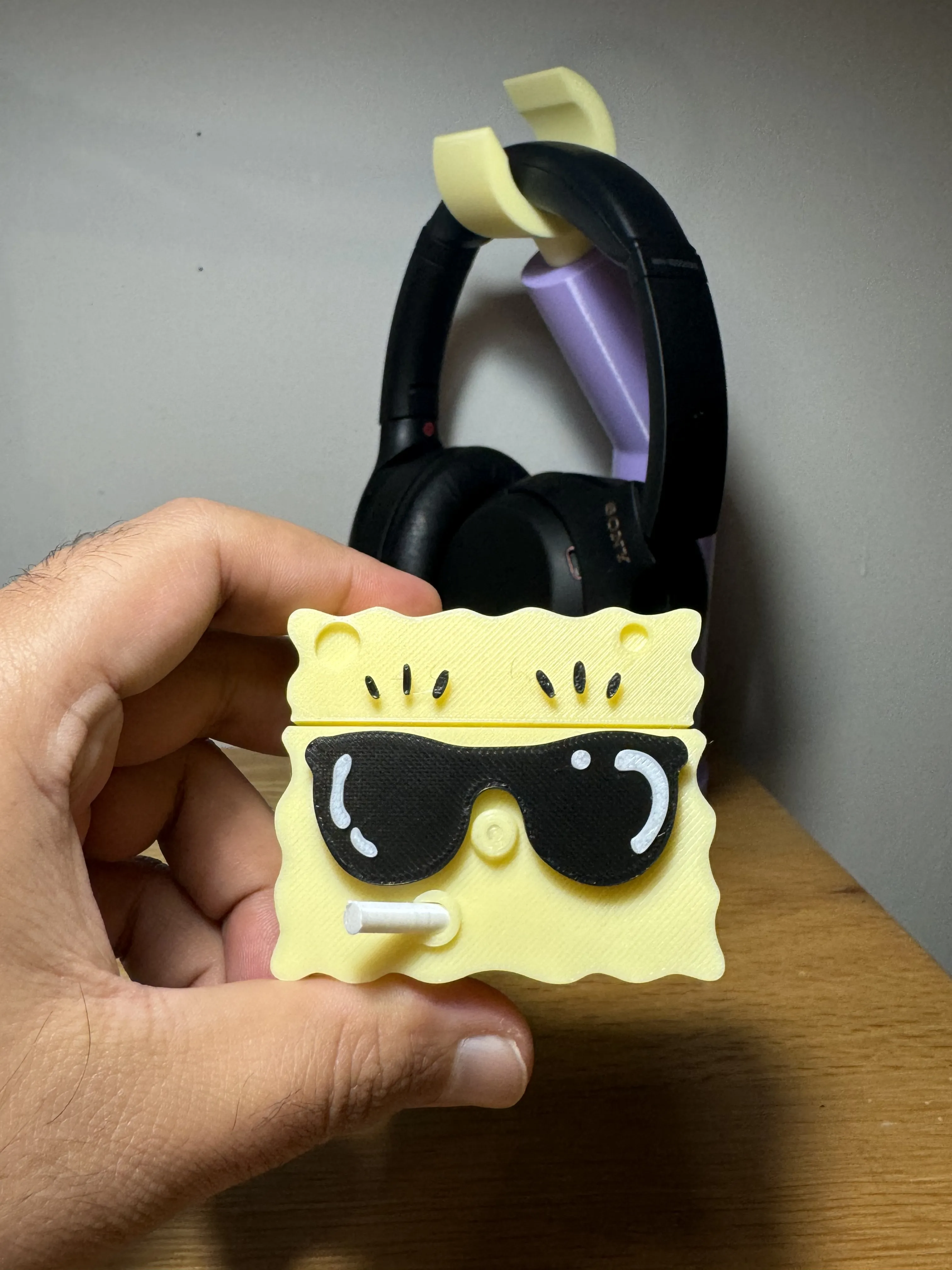 Sponge Bob Airpods Case & Dock by printjunkee MakerWorld: Download Free ...