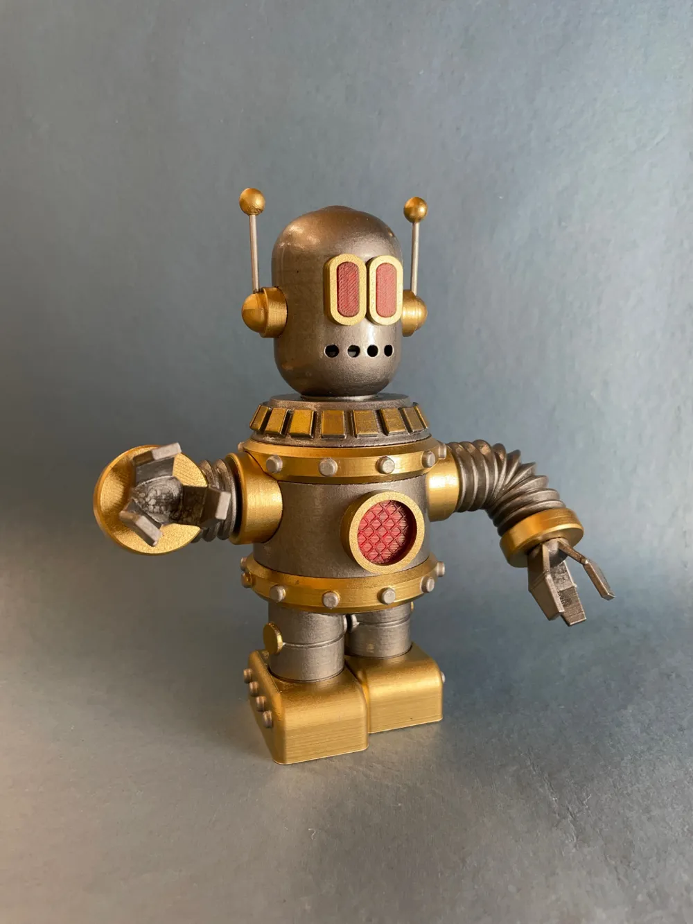 Re:BOT Retro Robot by Larz21 MakerWorld: Download Free 3D Models
