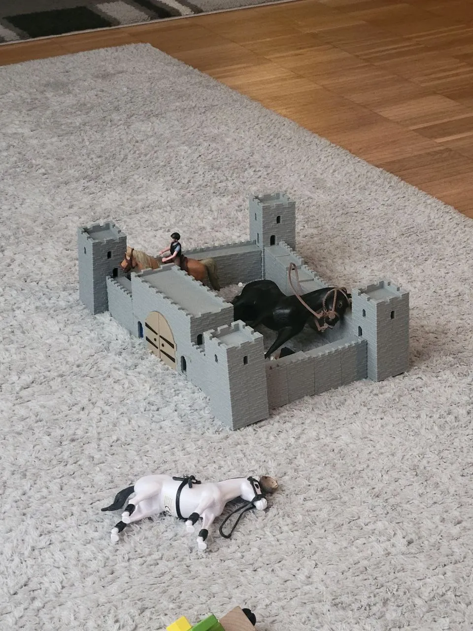 Modular castle by mac93 - MakerWorld