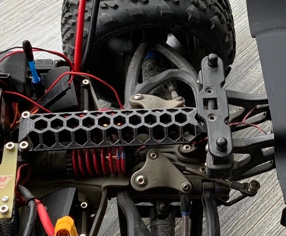 Traxxas E-Revo Rear Chassis Brace Remixed by user_865737494 - MakerWorld