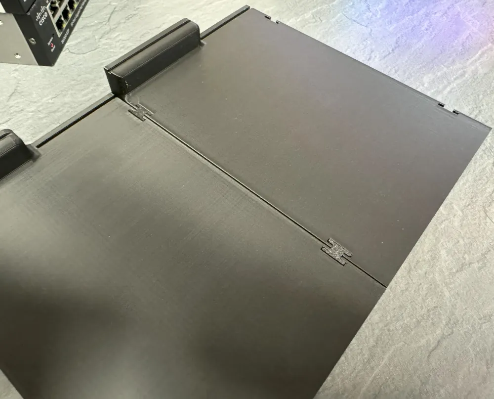 HDD Enclosure 19" Rack (optional Dell Backplane) by Rego MakerWorld: Download Free 3D Models