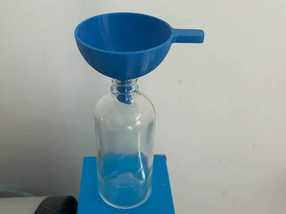 Alcohol bottle, wash plate bottle funnel by chunfeng - MakerWorld