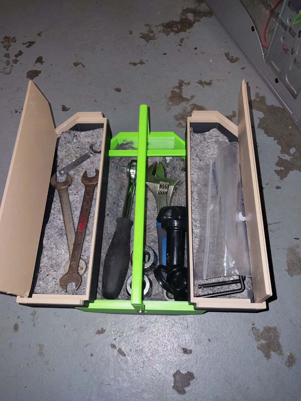 Small Tool Box for Motorcycle - Side Case by helgeru2501 MakerWorld ...