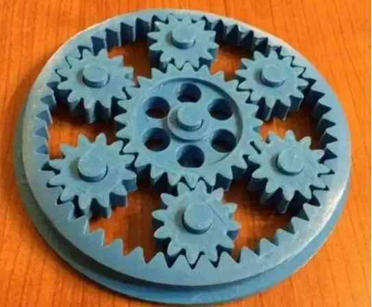 Rotating Gear Toy by user_2052704866 - MakerWorld