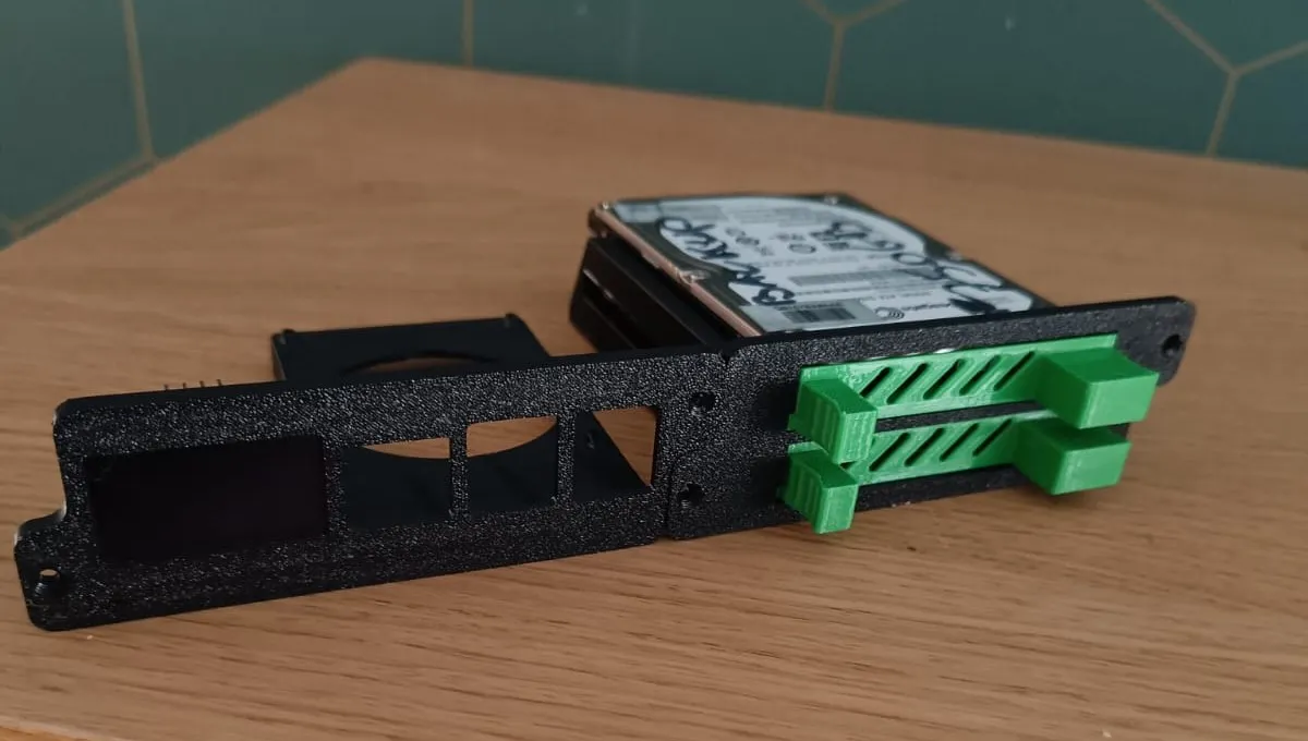 NanoRack the 10 inch modular serverrack system by just actual kevin ...