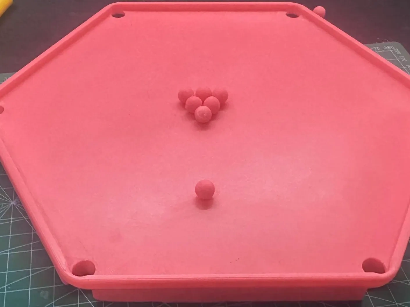 Hexagon Billiard Table Toy Tabletop Small Toy Stress Relief Toy for ...