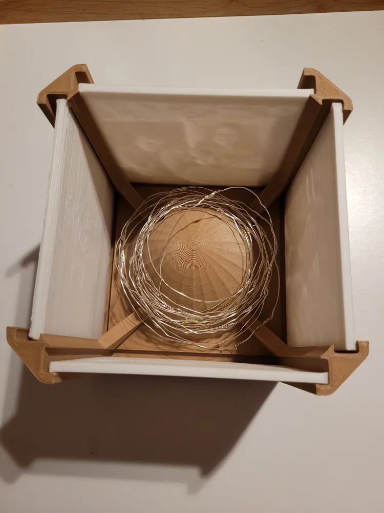 Housing for Lithophane Lantern Remixed by Master Calibär - MakerWorld