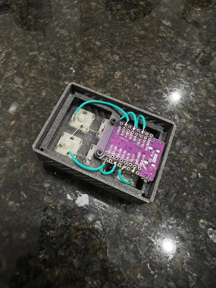 6-Button ESP32 IoT Macro Pad by DrBobierno - MakerWorld