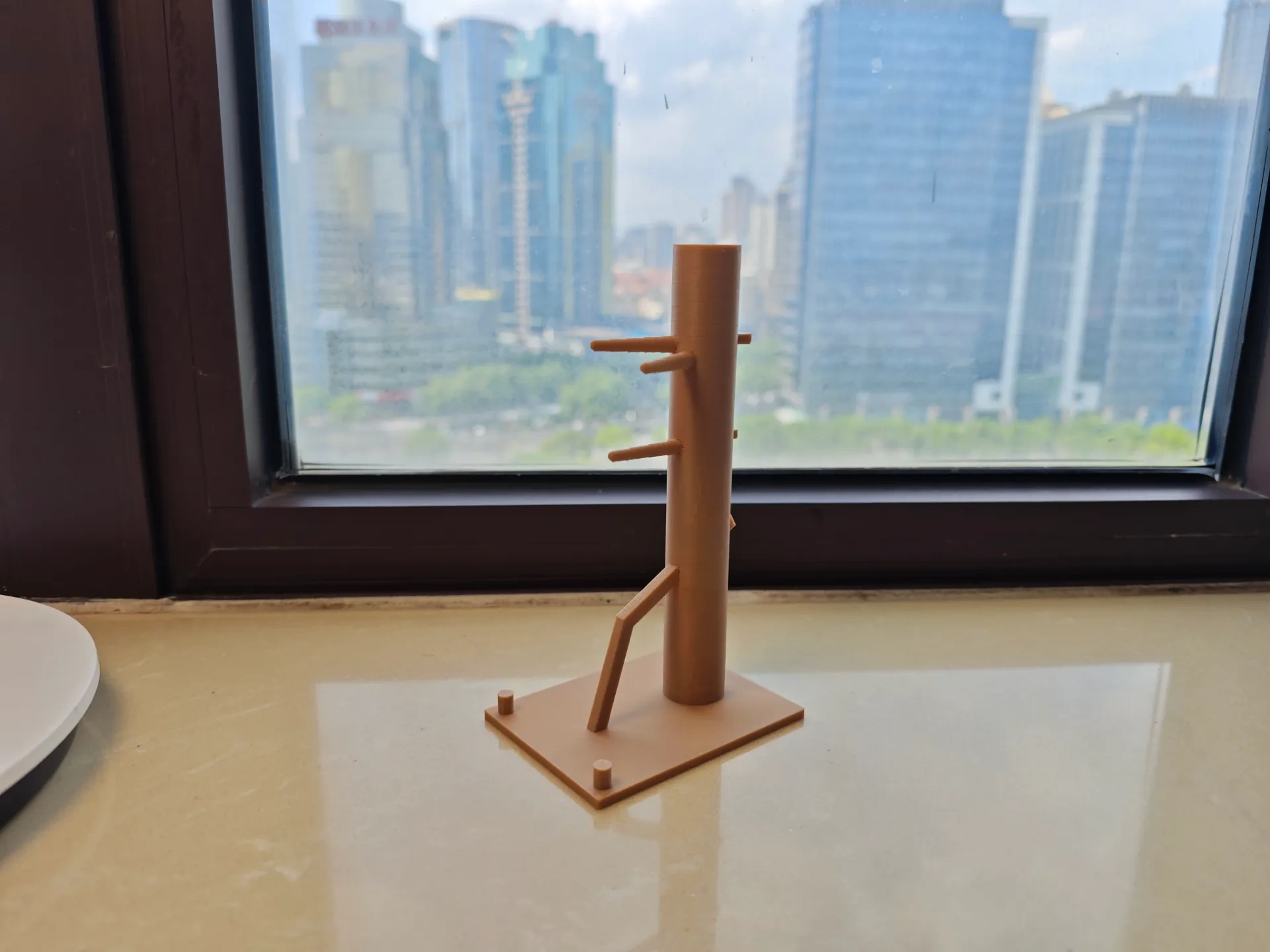 Wooden Dummy Phone Stand by daokouxiaxingzou - MakerWorld