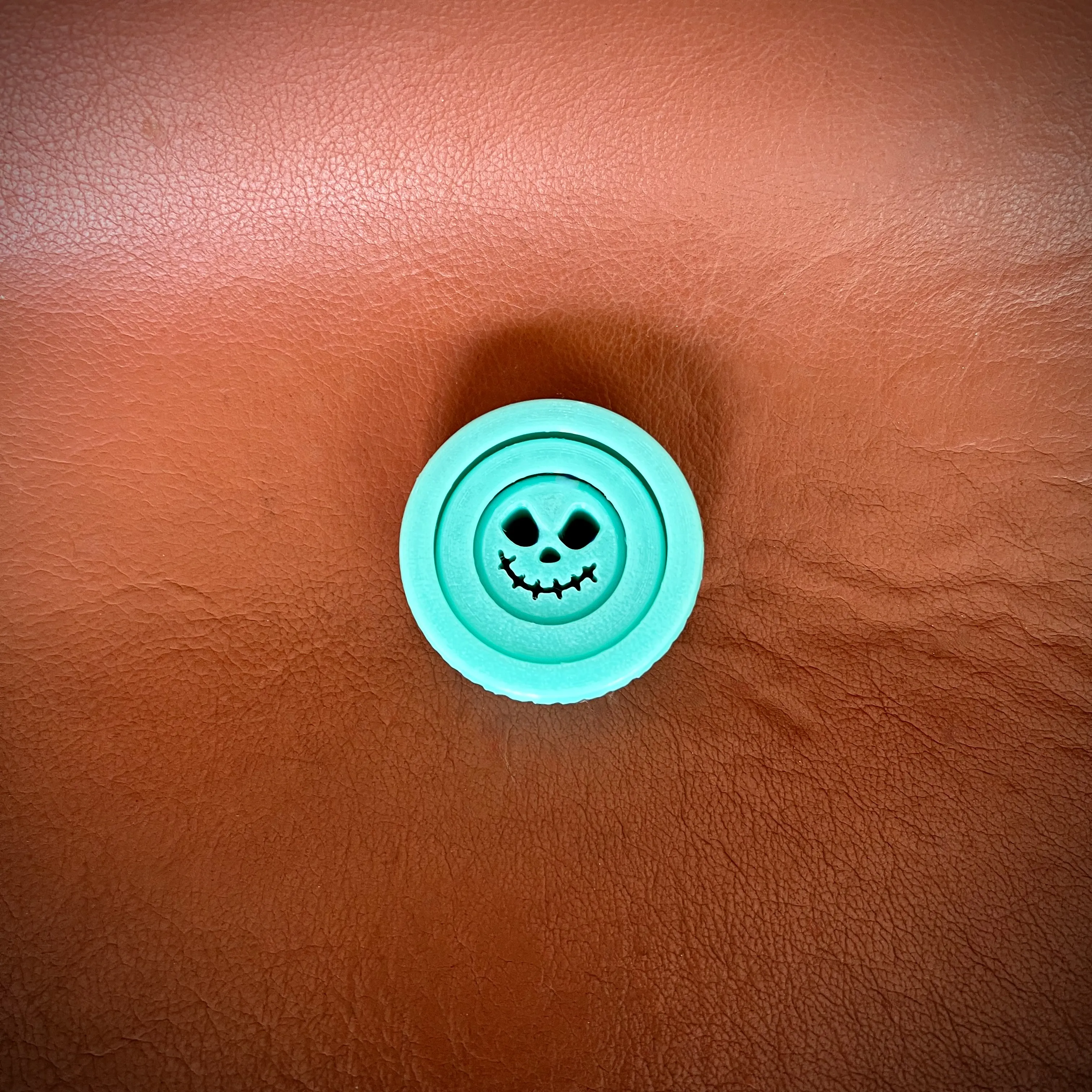 Jack-o'-lantern Halloween fidget spinner by 01makes MakerWorld ...