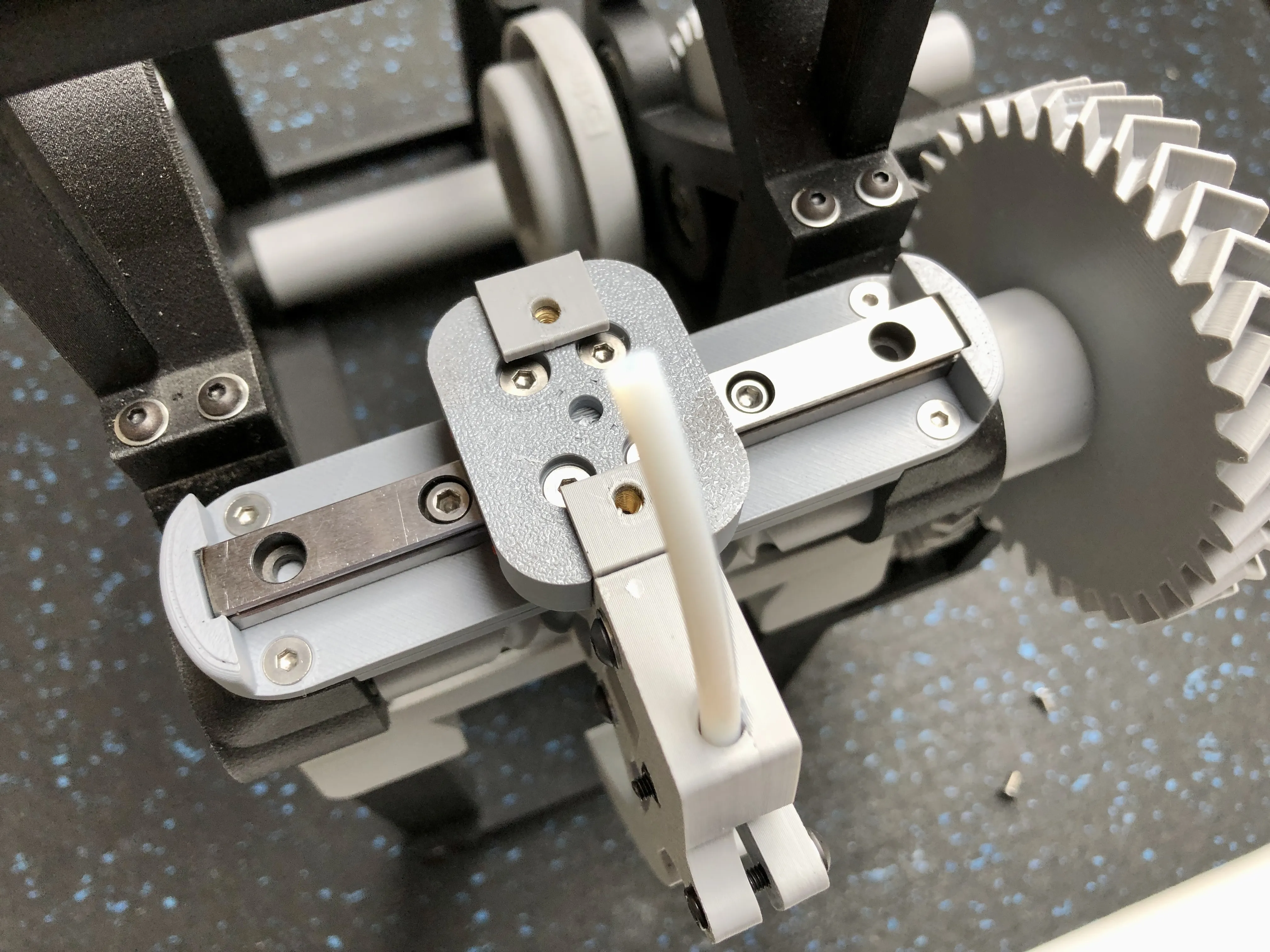 V-Spooler 1.0 Linear Rail Upgrade by MicMac MakerWorld: Download Free ...