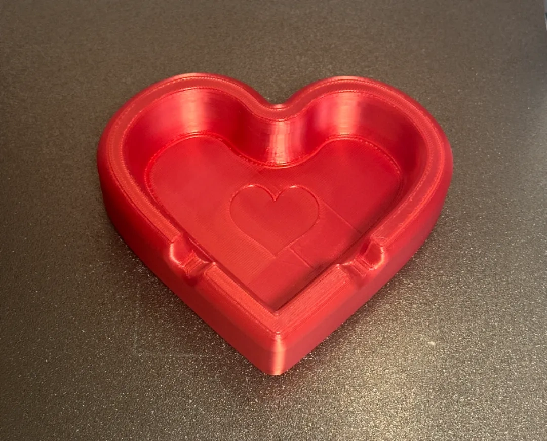 Heart Ashtray by 创意 3D - MakerWorld