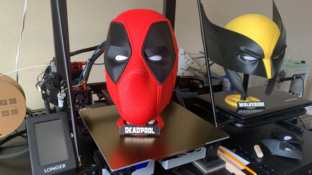 Deadpool Helmet stand by bdubil MakerWorld: Download Free 3D Models