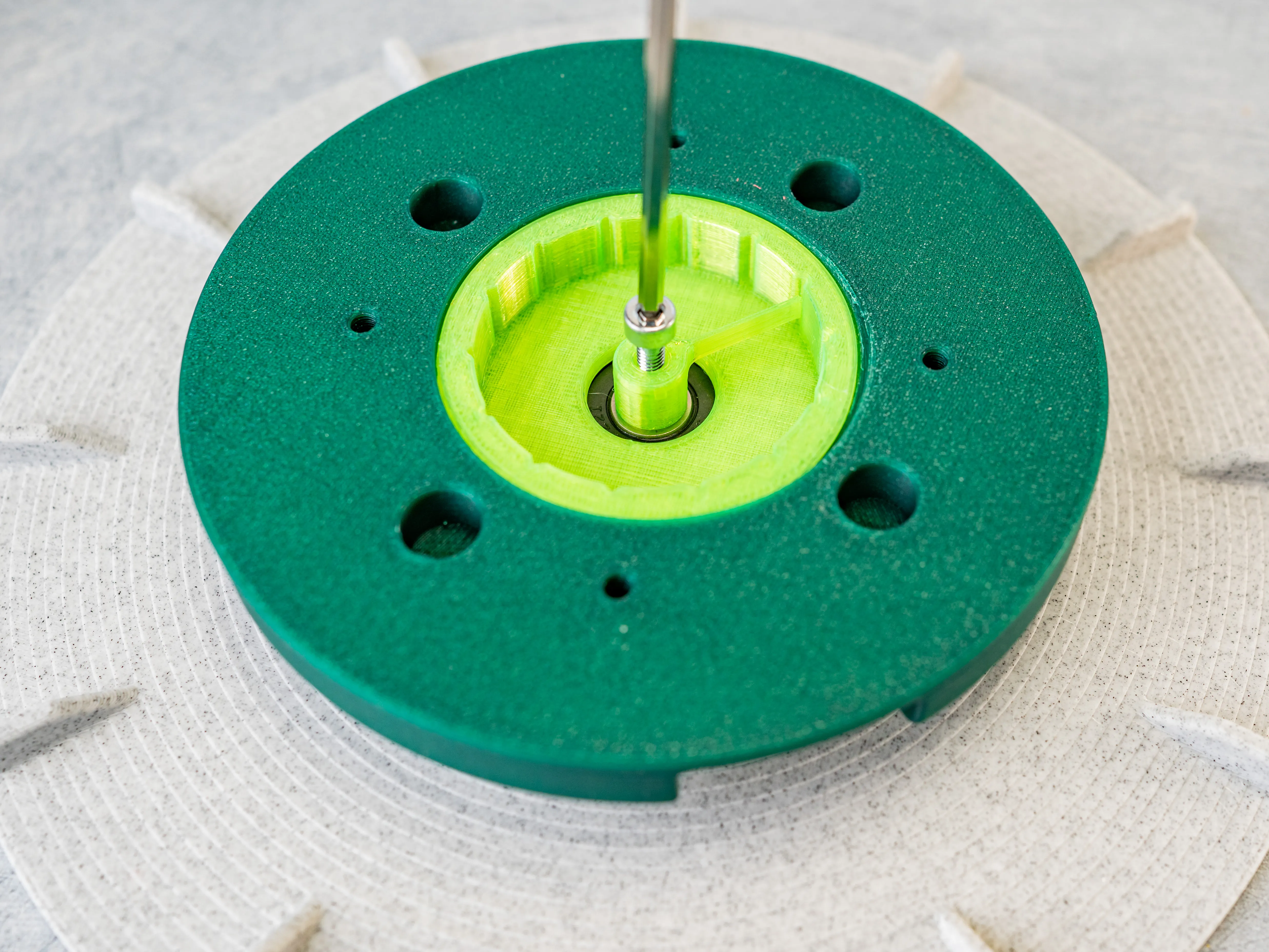 Versatile & robust turn table Video / 3d Scanning by Meister Edel ...